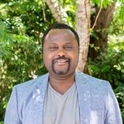 Dr Peter James | Service & leadership | University of Technology Sydney